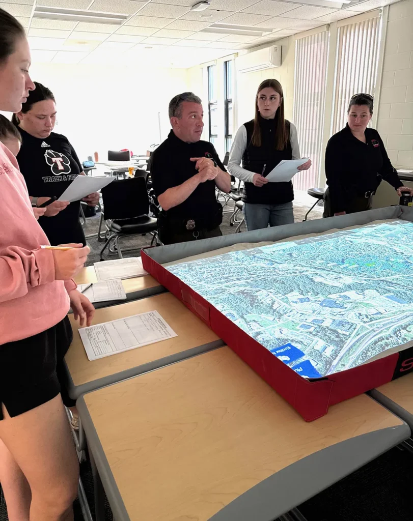 Hands-on Academic Experience with Outside Experts: Thomas